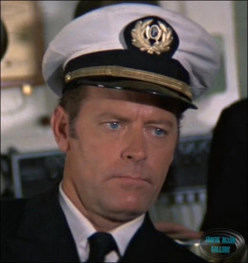 First Officer Larsen | The Poseidon Adventure Wiki | Fandom