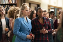 Leighton Murray | The Sex Lives of College Girls Wiki | Fandom