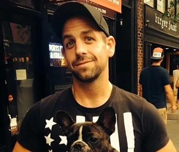 Justin Noble | The Sex Lives of College Girls Wiki | Fandom