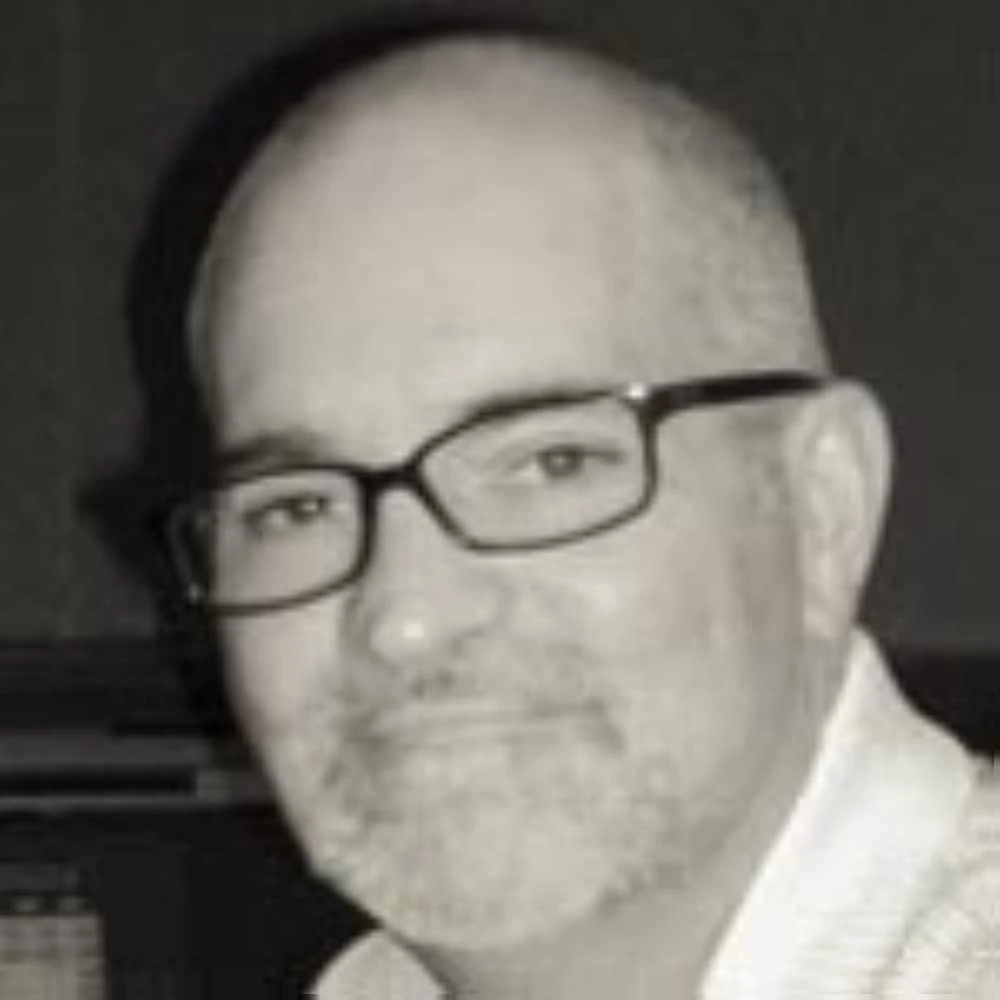 James Garrow | The Sex Lives of College Girls Wiki | Fandom