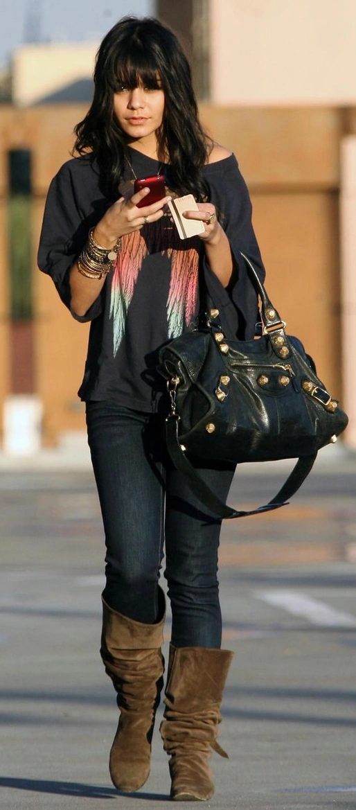 Aria Jones | The Slap Wiki | Fandom