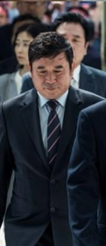 Maeng Sung-kyu | Squid Game Wiki | Fandom