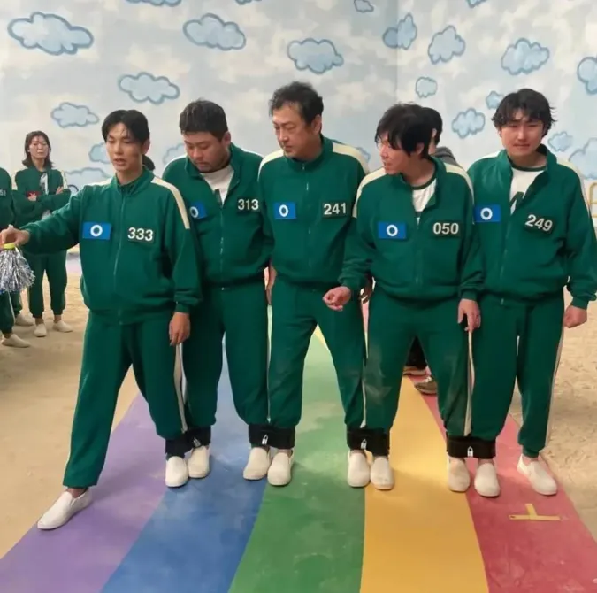 Lee Myung-gi’s team | Squid Game Wiki | Fandom