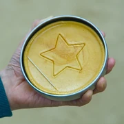 Sugar Honeycombs | Squid Game Wiki | Fandom