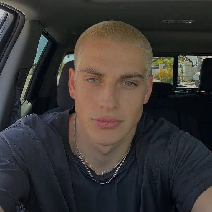 Holden Radwell | Untitled Wiki | Fandom