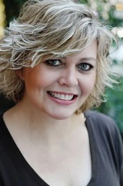 Lisa McMann | The Unwanteds Wiki | Fandom