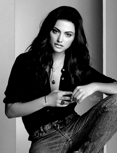 Phoebe Tonkin | The Vampire Diaries & Originals Wiki | Fandom