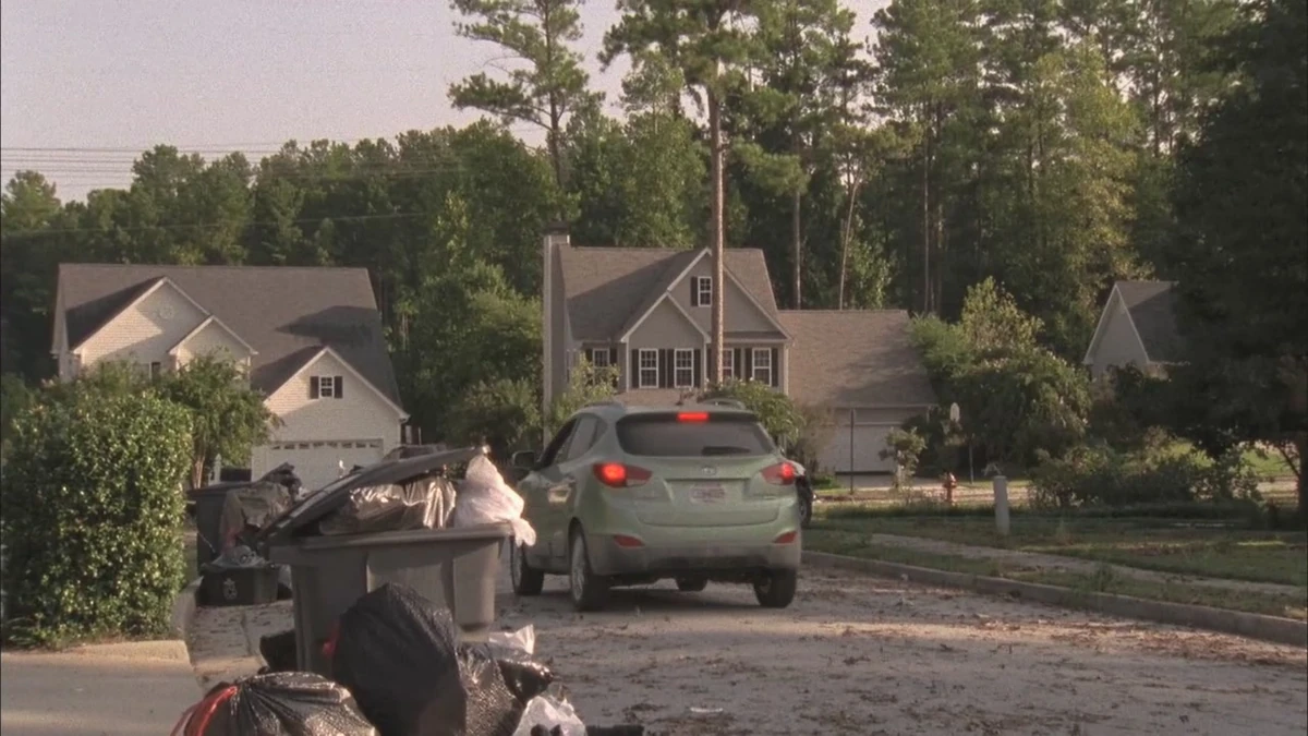 Comunidad de Viviendas | The Walking Dead Wiki | Fandom