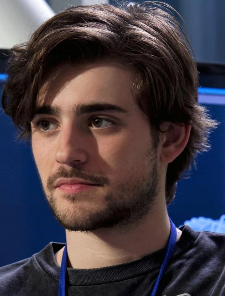 Frank Deilos (Miasma) | Afictionado Athenaeum Wiki | Fandom