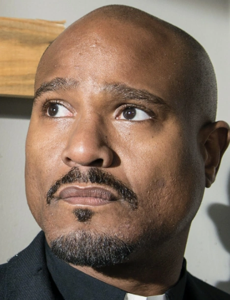 Gabriel Stokes (Metamorphosis) | Afictionado Athenaeum Wiki | Fandom