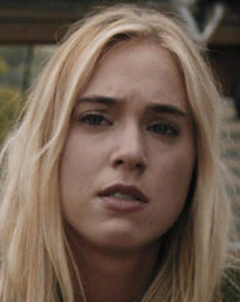 Caroline (Survive) | Afictionado Athenaeum Wiki | Fandom