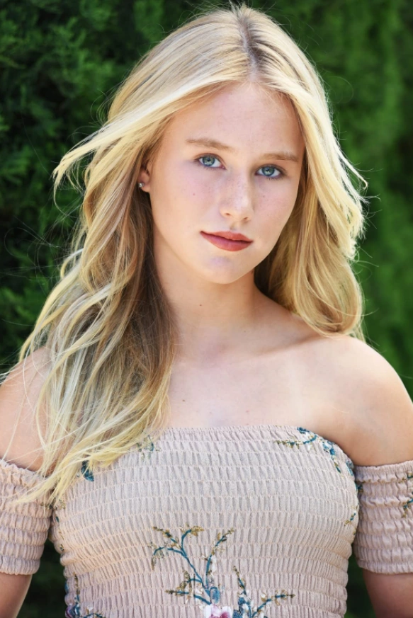 Saree McIntosh | Zombie Wiki | Fandom