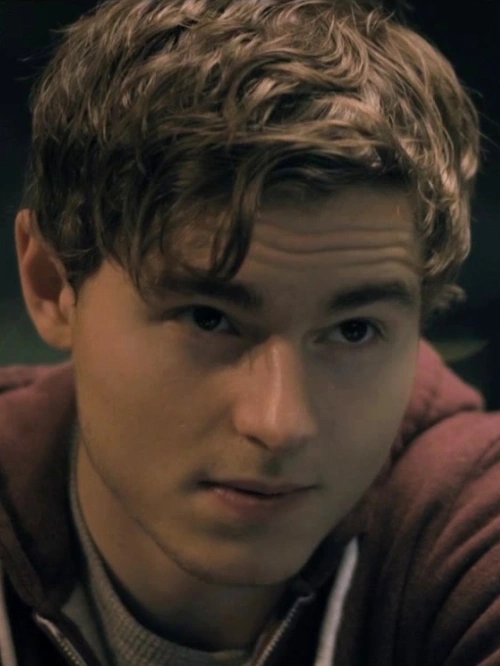 Derrick (DÜ) | Zombie Wiki | Fandom