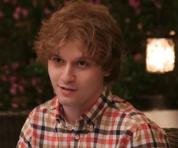 Quinn Mossbacher | The White Lotus Wiki | Fandom