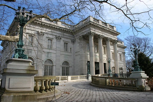 Presidents Mansion | The world of panem/ hunger games Wiki | Fandom