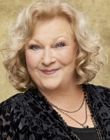 Traci Abbott | The Young and the Restless Wiki | Fandom