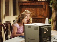 Mackenzie Browning/Gallery | The Young and the Restless Wiki | Fandom