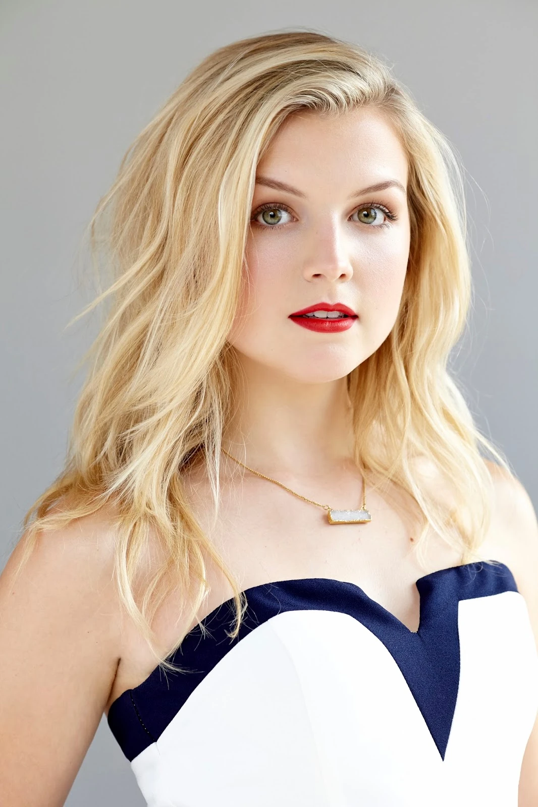 Zoe Hardisty | The Young and the Restless Wiki | Fandom