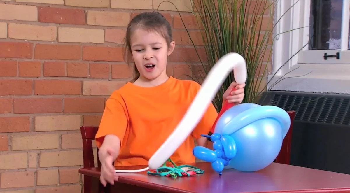 Julie Inutsuka Sieg | This is Kids Wiki | Fandom