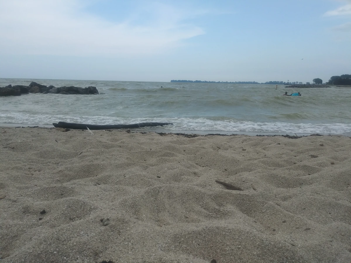 This is Daniel Cook./Gallery/Exploring a beach/Other waves (part 1 ...