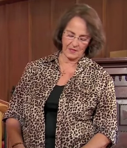 Carolyn Martin | This is Kids Wiki | Fandom