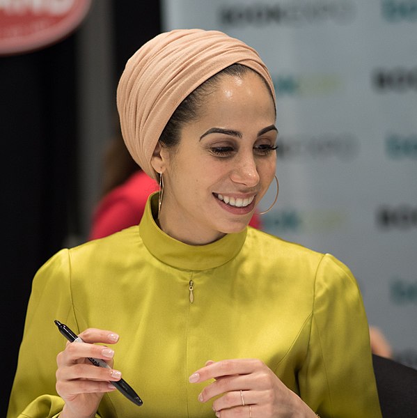 Tahereh Mafi | This Woven Kingdom Wiki | Fandom