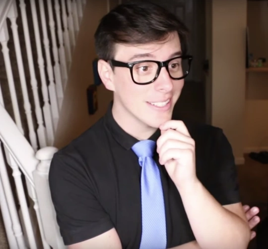 Logan Sanders | Thomas Sanders Wiki | Fandom