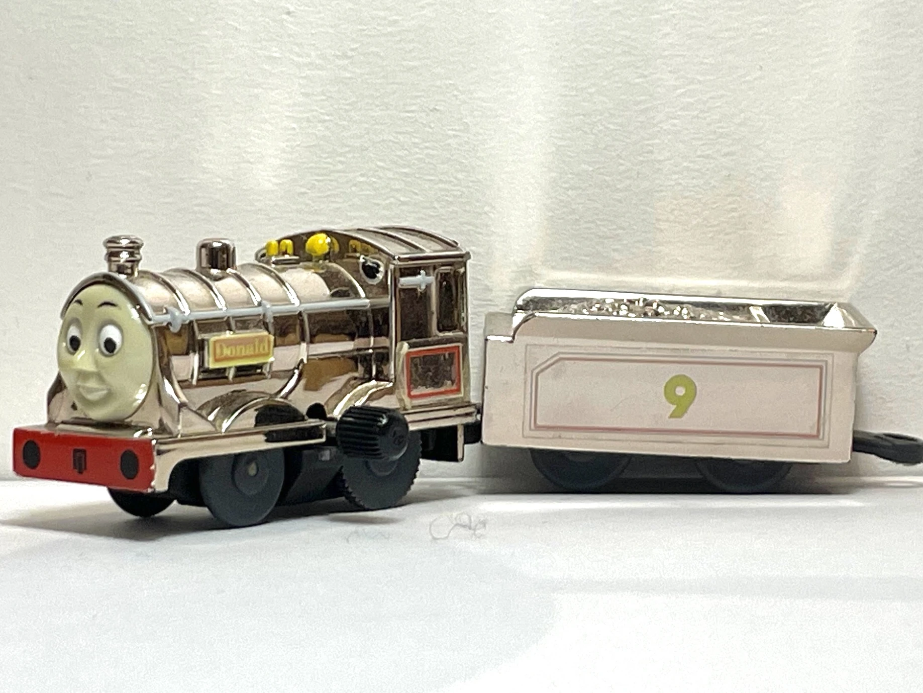 Donald (plated) | Thomas Capsule Plarail Wiki | Fandom