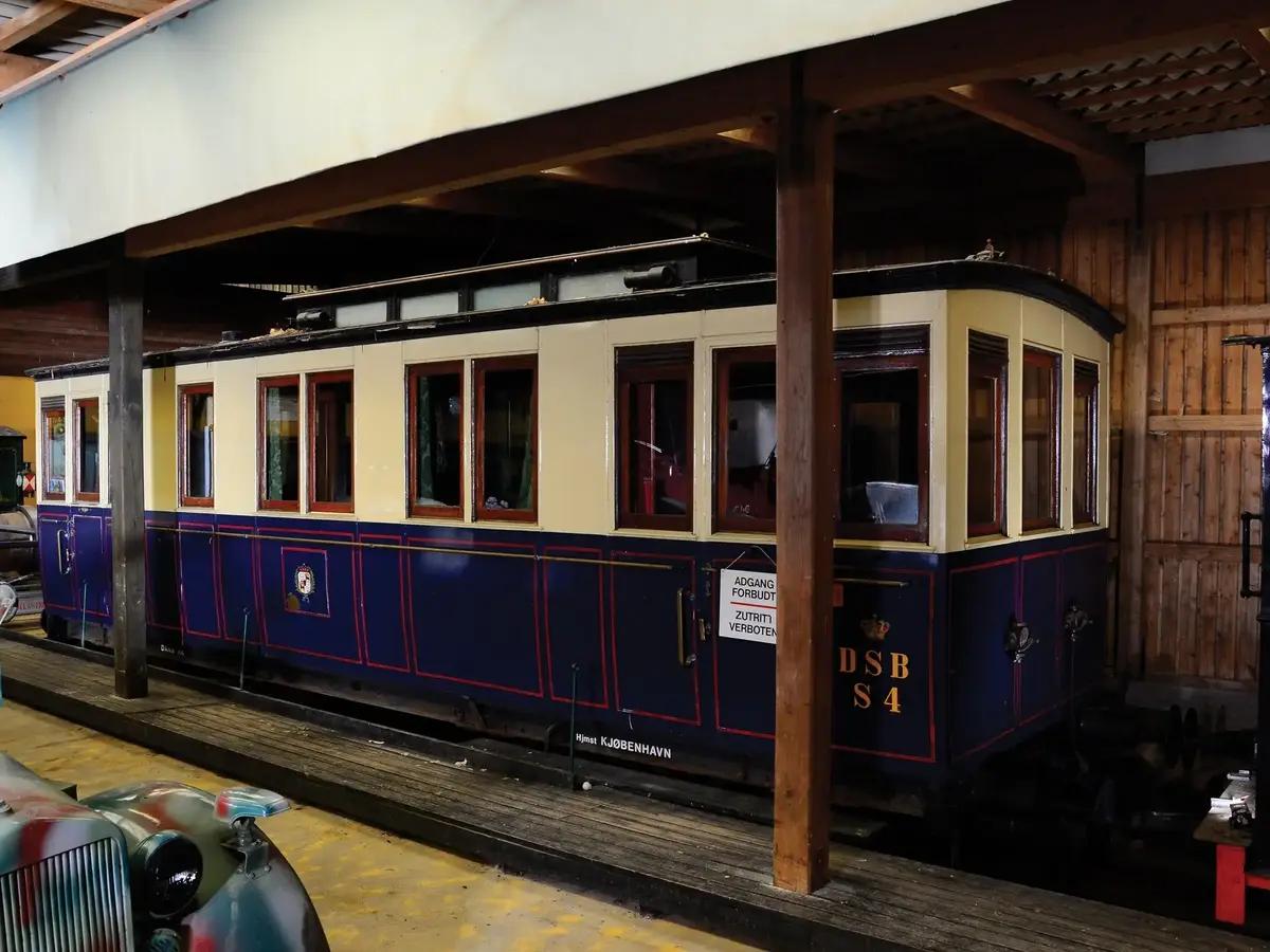 Douglas10 Productions | Eli J. Brown's Thomas slideshow production Wiki ...