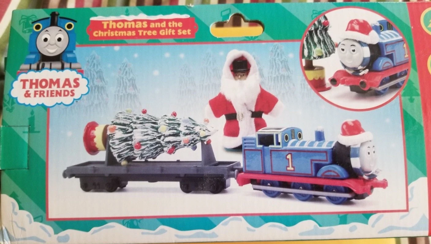 Thomas and the Christmas Tree Gift Set | Thomas The Tank Engine ...