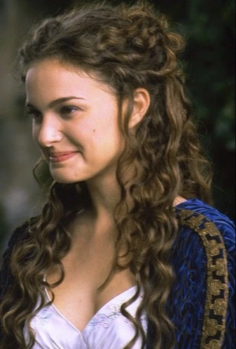 Estella Bolger | Three Hobbit Ladies and a Ring Wiki | Fandom