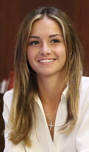 Ava Majury | TikTok Wiki | Fandom