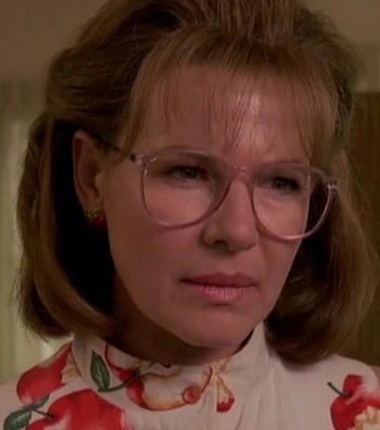 Peg Boggs | Tim Burton Wiki | Fandom