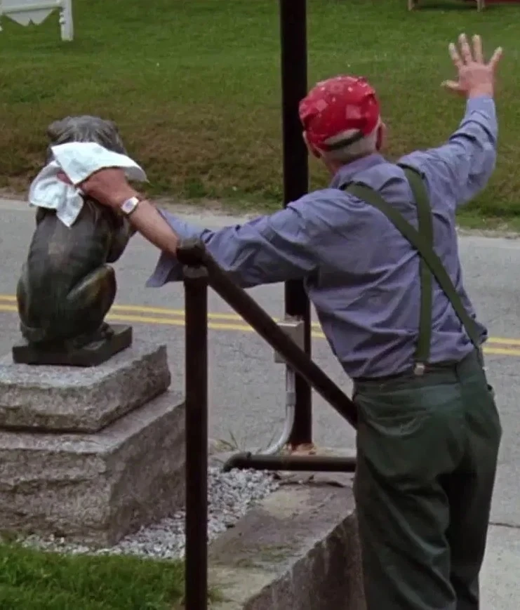 Ernie | Tim Burton Wiki | Fandom