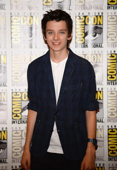 Asa Butterfield | Tim Burton Wiki | Fandom