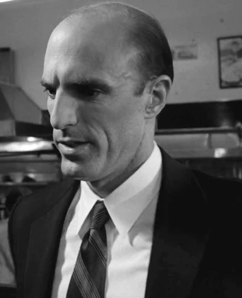 Tom Mason | Tim Burton Wiki | Fandom