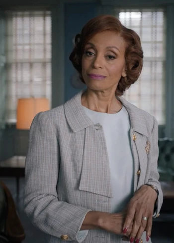 Agnes | Tim Burton Wiki | Fandom