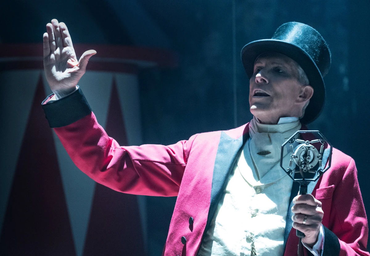 Baritone Bates | Tim Burton Wiki | Fandom