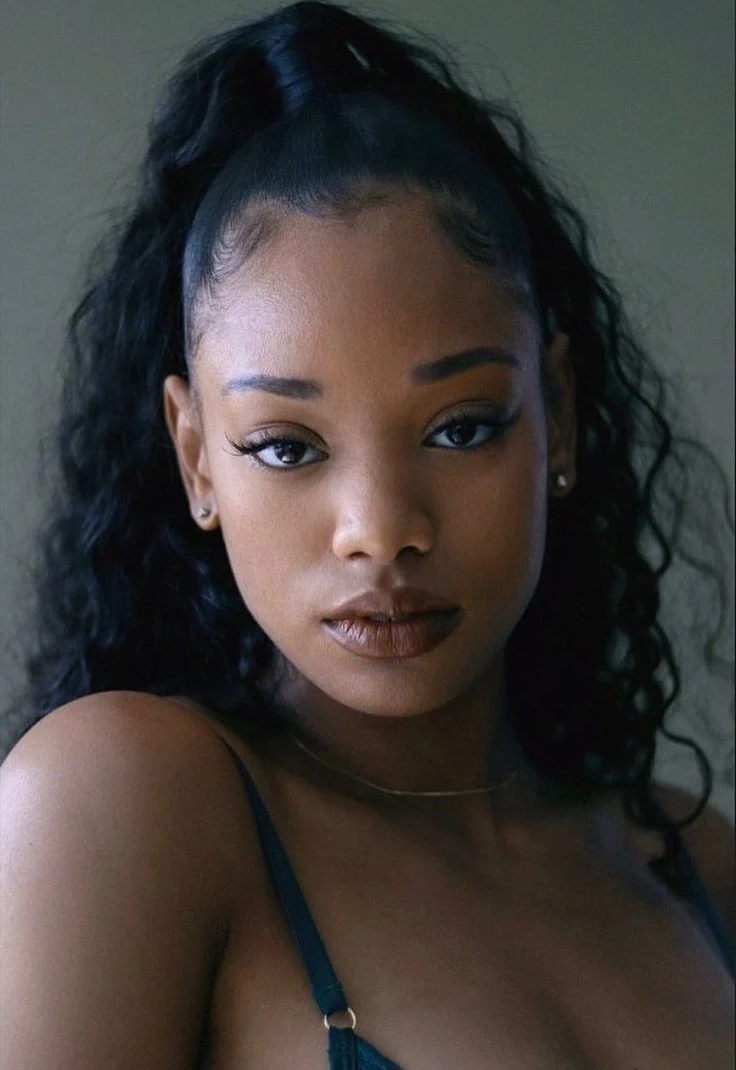 Kylie Jefferson | Tinyprettythings Wiki | Fandom