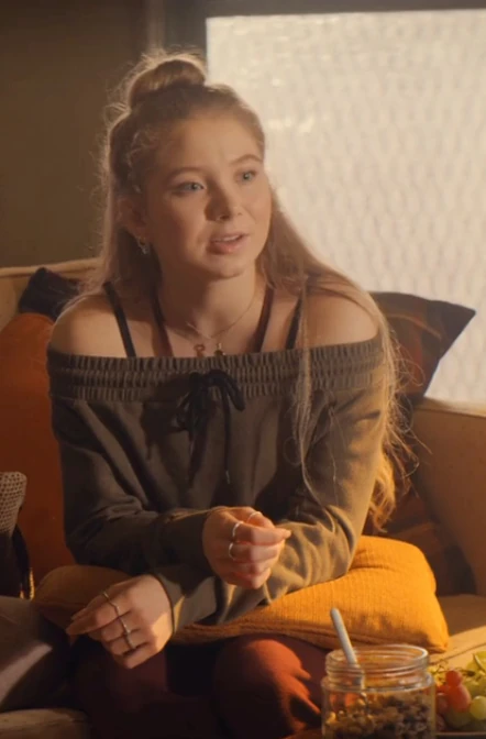 Gwen Resnik | Tinyprettythings Wiki | Fandom