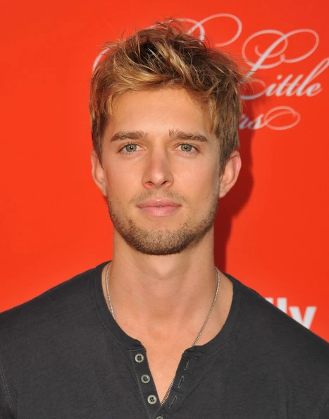 Drew Van Acker | Titans Universe Wiki | Fandom