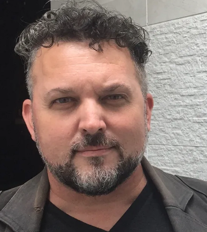 Darick Robertson | TMNTPedia | Fandom