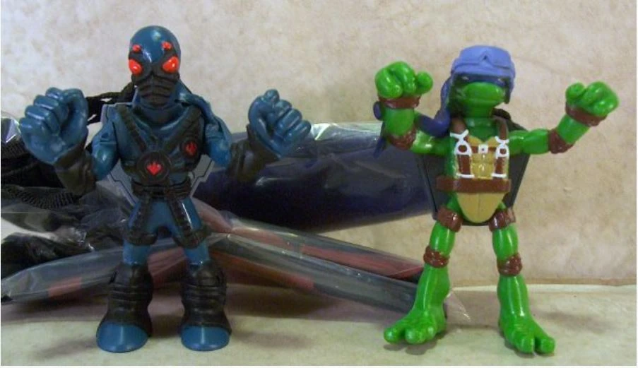 Mini-Mutants Aerial Assault Donatello & Foot (2009 action figures ...