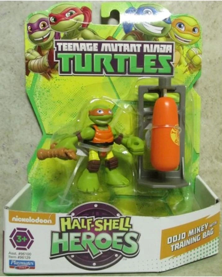 Half-Shell Heroes Dojo Mikey with Training Bag (2015 action figure ...