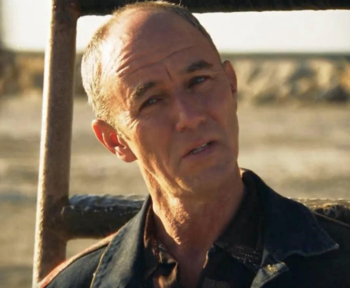 Max Cross | Animal Kingdom Wiki | Fandom