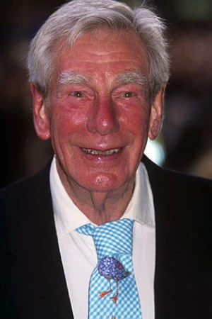 Michael Gough (1916) | Movie and TV Wiki | Fandom