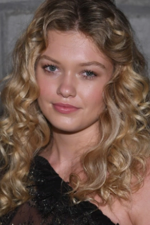 Maggie Laine (1999) | Movie and TV Wiki | Fandom