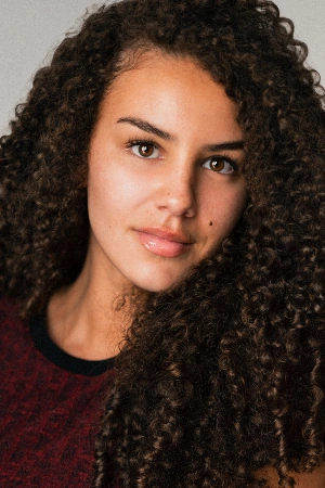 Alexandra MacLean | Movie and TV Wiki | Fandom