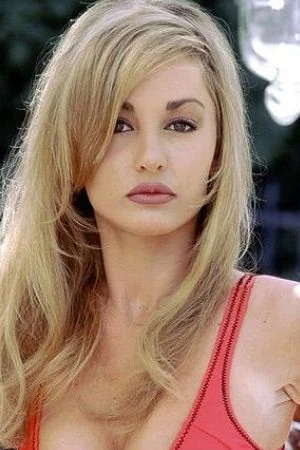 Suzi Simpson (1968) | Movie and TV Wiki | Fandom