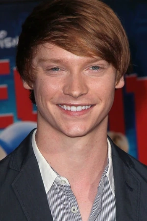 Calum Worthy (1991) | Movie and TV Wiki | Fandom